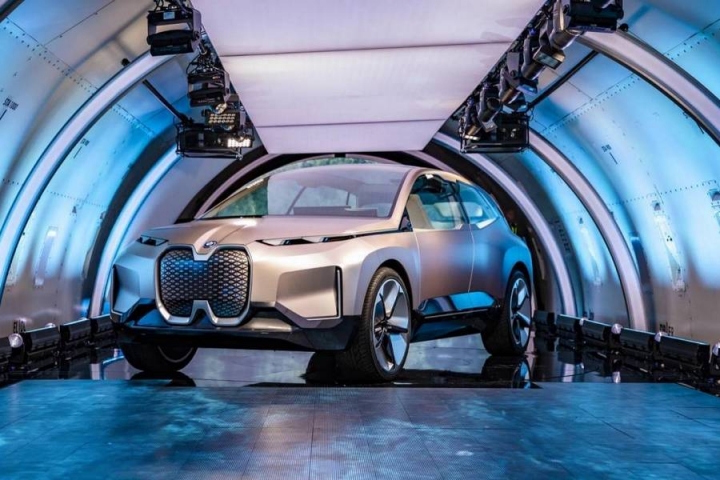 5G 電動車要來了！BMW iNext 概念車預計 2021 年中量產上市::DDCAR 電動車