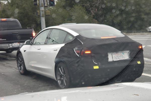 加州工廠開始打造全新產線！改款 Model 3 問世倒數中，但台灣何時能買到還很難說::DDCAR 電動車