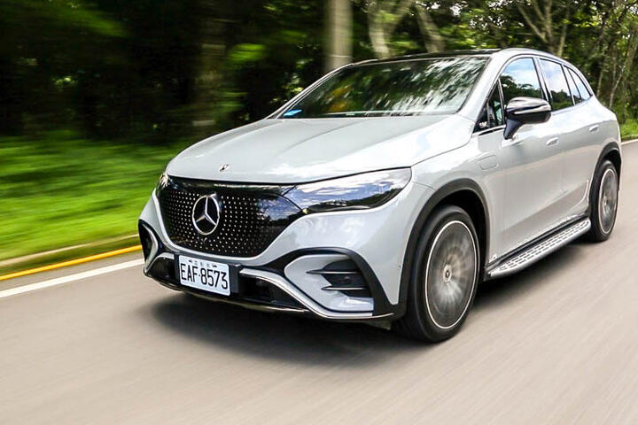 EQE SUV 試駕發現好多新功能！養一台賓士電動車，比你想的便宜超級多？【DDCAR上路實測】::DDCAR 電動車