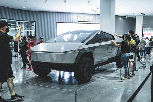 用 SpaceX 星艦同級鋼材打造，馬斯克要把 Cybertruck 當火星任務車是玩真的::DDCAR 電動車