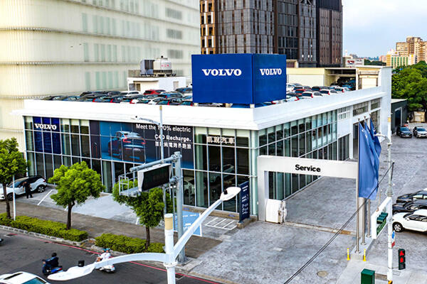 斥資兩億升級硬體，Volvo 高雄博愛展示暨服務中心正式開幕::DDCAR 電動車