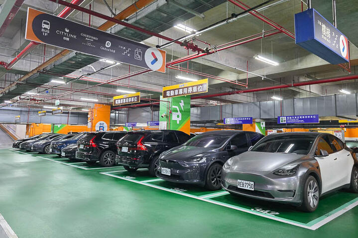 32 格 AC/DC 快慢充車位！正好停攜手創玖科技，打造南港車站地下停車場智慧充電服務::DDCAR 電動車