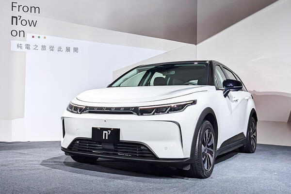 百萬有找電動車來了，連 V2L 都有！Luxgen n7 純電休旅三車型開放預購、最快明年一月交車::DDCAR 電動車