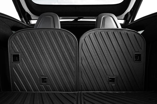 輕鬆拆裝、無毒好清潔，特斯拉 Model X 後排座椅專屬 JOWUA 防水椅背墊上架::DDCAR 電動車