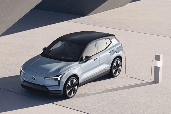 Volvo EX30 都會純電休旅登台有譜？馬來西亞組裝版本已準備出口海外市場::DDCAR 電動車