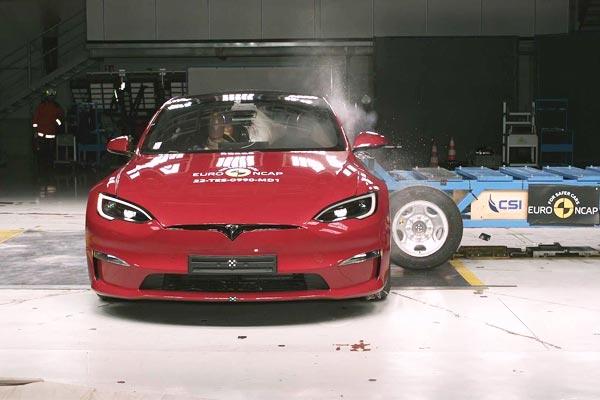時速猛飆三百公里的特斯拉 Model S Plaid 登陸歐洲，不意外奪下 Euro NCAP 最高安全評等！::DDCAR 電動車