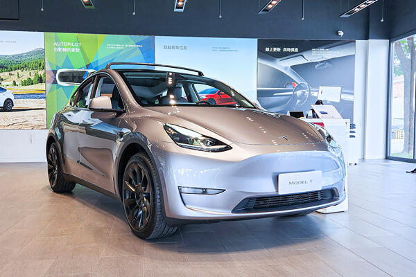 超越 Toyota RAV4，特斯拉 Model Y 躍升 2023 年全球最暢銷車、改款車型今年現身？::DDCAR 電動車