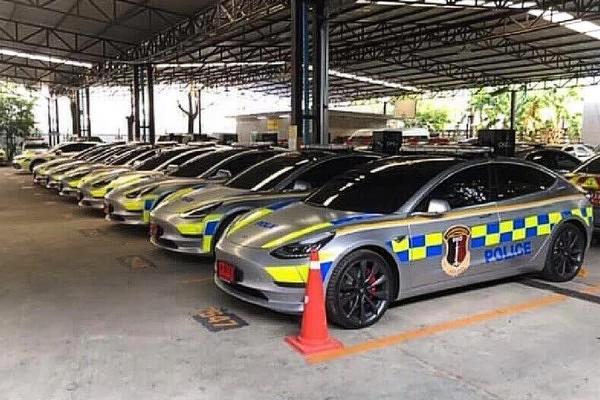 要就開最好的！泰國警車引進特斯拉 Model 3 Performance 性能版::DDCAR 電動車