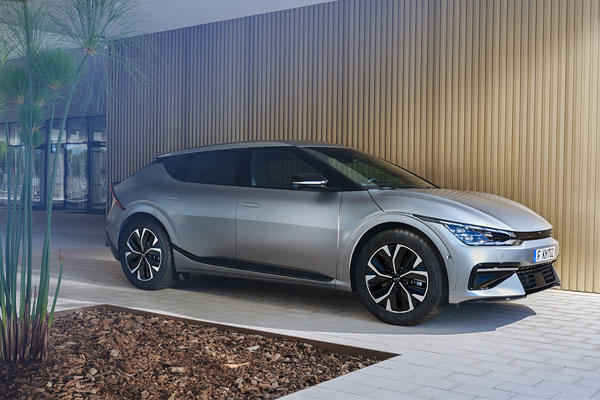 在台累計接單突破 650 張！Kia EV6 純電跨界休旅再創銷售佳績::DDCAR 電動車