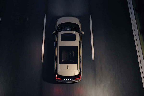 Lexus LM 有新對手了，Volvo 十一月要發表 EM90 品牌首款豪華純電 MPV::DDCAR 電動車