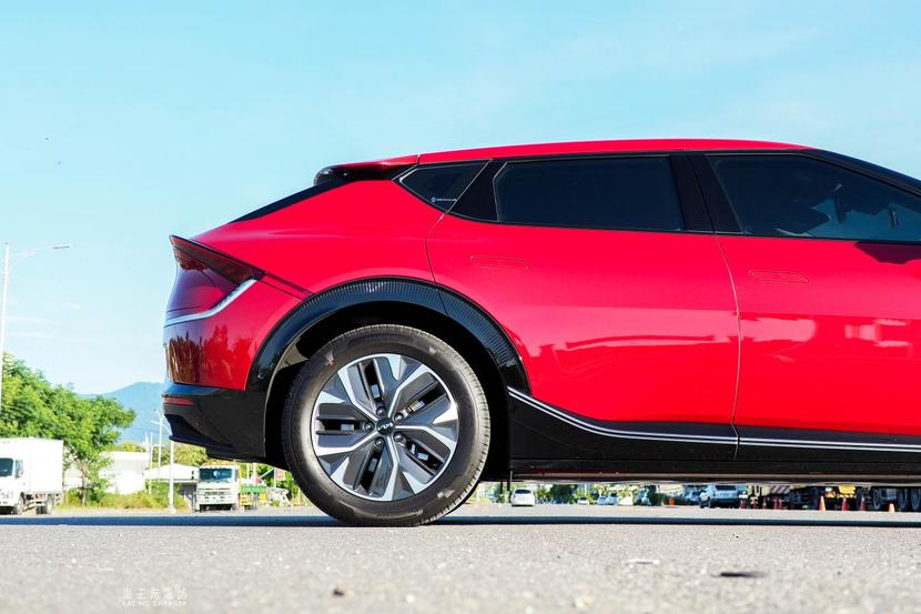 KIA EV6 Air增程版一日車主開箱心得評價：台北台東來回免超充，有i-pedal、沒i-pedal可用里程差很多！::DDCAR 電動車
