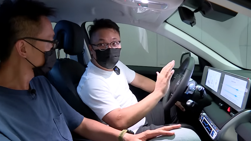 猶豫該不該買電動車？何不先租回家試試看！擁有 15 台純電 EV 的男人分享電車租借大小事::DDCAR 電動車