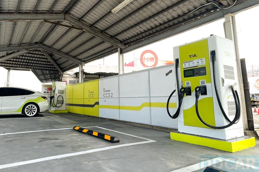 國三交流道 30 秒直達！特爾電力屏東南州充電站，為 CCS1/2 電動車提供 200kW 快充服務::DDCAR 電動車