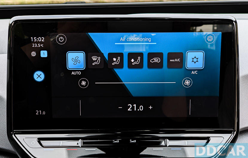 福斯電動車 ID.3 登台試駕：158 萬元的德國純電外匯車，有 CCS2 快充和超乎預料的省電表現::DDCAR 電動車