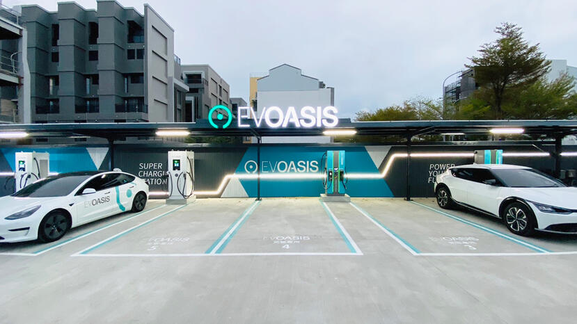 每度電限時優惠價 6.6 元，EVOASIS 全新「SUPER OASIS」台中五權旗艦站開幕::DDCAR 電動車