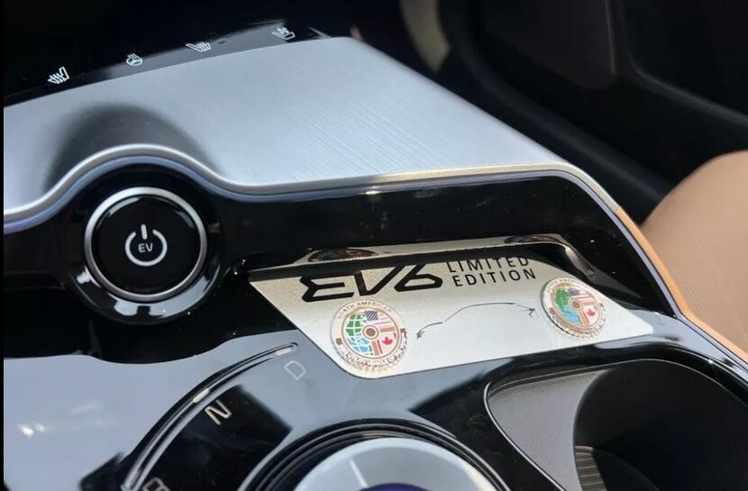 換上搶眼的墨綠車色，Kia EV6 限量特仕版發表前被搶先劇透::DDCAR 電動車