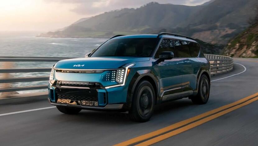 和台灣一樣在第四季開賣，Kia EV9 三排座純電休旅美規車型細節揭露::DDCAR 電動車