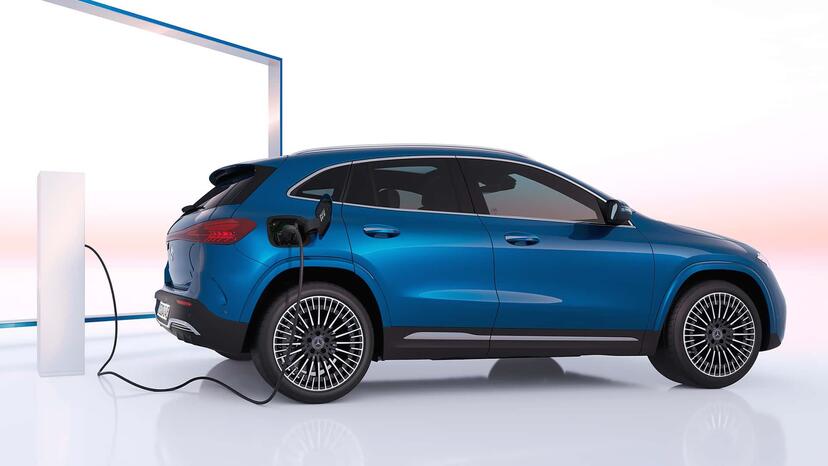 造型微調、續航力小幅升級，賓士發表 EQA、EQB 小改款車型::DDCAR 電動車