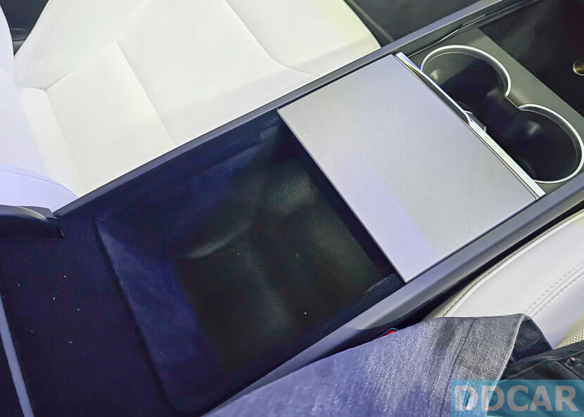 【IAA 車展】更帥氣、配備更滿的特斯拉新款 Model 3 實車先睹為快！::DDCAR 電動車