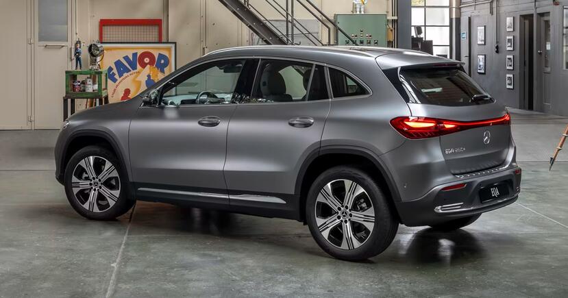 維持單一車型、續航力小幅升級，小改款賓士 EQA 純電跨界休旅快來了::DDCAR 電動車