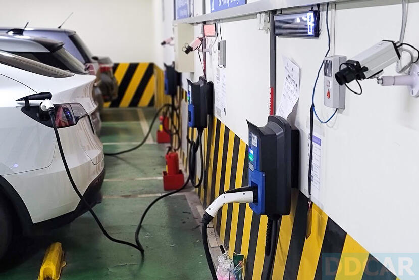 電車銷量激增，但台灣充電樁夠多了嗎？2023 年度數據統計：全台各縣市充電站分布戰況，一次看清楚！::DDCAR 電動車