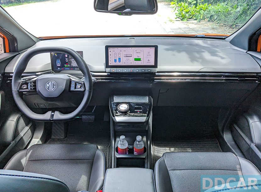 百萬元有找純電車新選擇，MG4 EV 旗艦版續航力、電耗上路實測::DDCAR 電動車