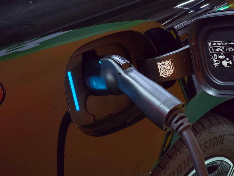 32 格 AC/DC 快慢充車位！正好停攜手創玖科技，打造南港車站地下停車場智慧充電服務::DDCAR 電動車