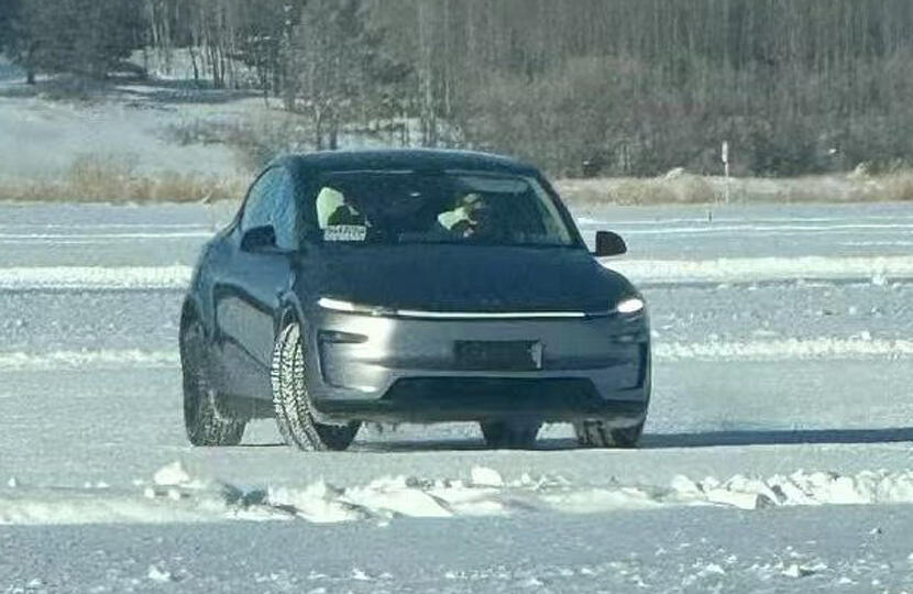 導入 Cybertruck 設計元素，特斯拉「Model Y 煥新版」至今最清晰實車照搶先看！::DDCAR 電動車