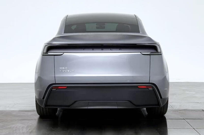 特斯拉全新 Model Y 實車現身，台灣還選不了的「冰河藍」車色也首度亮相::DDCAR 電動車