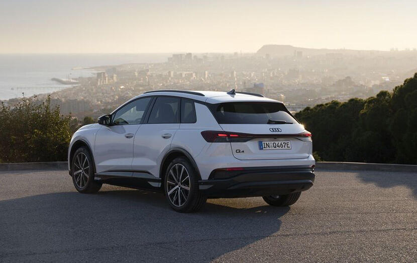 Audi Q4 40 e-tron 新車型海外亮相：412 公里續航力、支援 ChatGPT、160 萬元有找::DDCAR 電動車