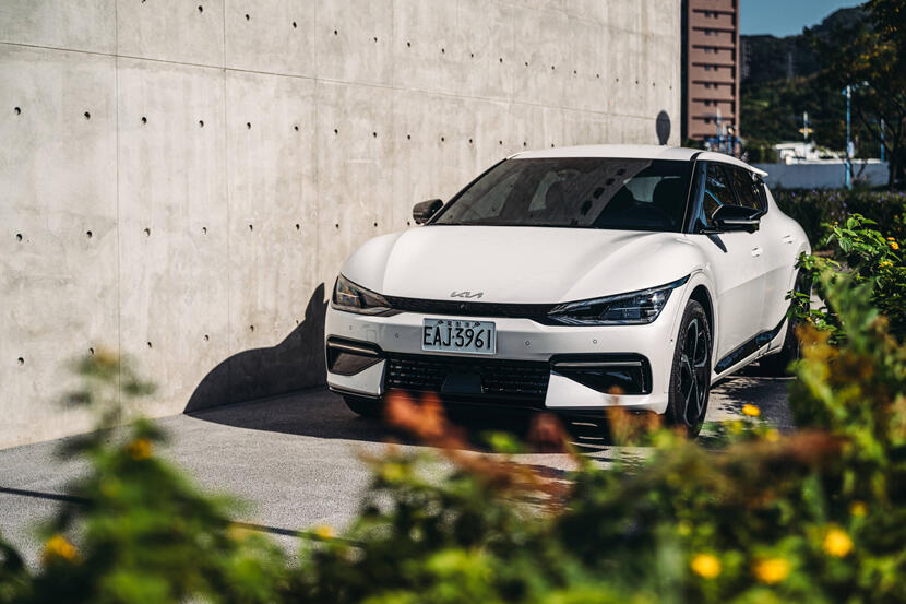 Kia 二月在台銷量創同期新高！本月入主 EV6 享五年無限快充禮遇方案::DDCAR 電動車