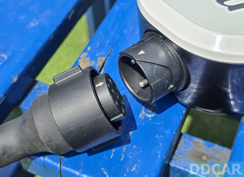 一樁滿足外出、家用充電需求！MSI EZgo 旅充全面解析：簡單易用靈活性高、安全性也拉滿::DDCAR 電動車