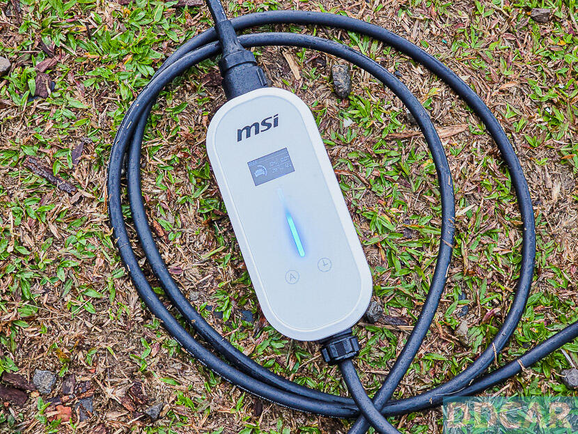 一樁滿足外出、家用充電需求！MSI EZgo 旅充全面解析：簡單易用靈活性高、安全性也拉滿::DDCAR 電動車