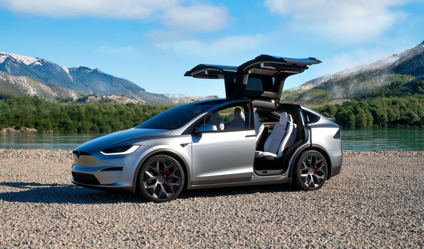 入手門檻最高漲 30 萬元！特斯拉開賣新款 Model X、S，售價 324.99 萬元起、8 月可交車::DDCAR 電動車