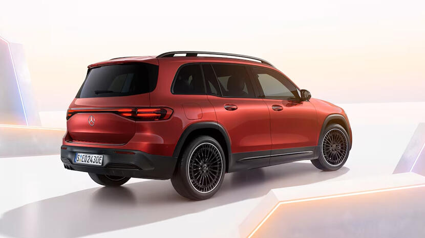 電池加大、多了配備但價格沒變，賓士 EQA、EQB 新年式車型報到::DDCAR 電動車