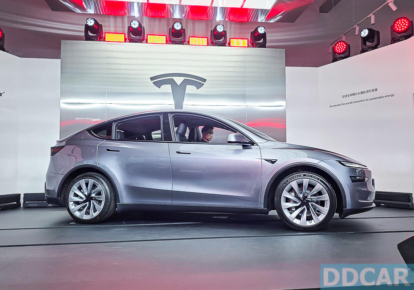 V4 超充下半年啟用、台北將有 40 樁大站！特斯拉揭曉 2025 台灣最新充電佈局::DDCAR 電動車