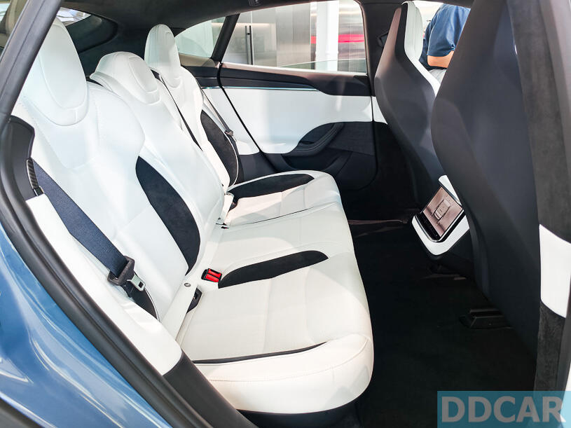 配備升級且隔音和續航力也都更好，特斯拉新款 Model S、Model X 首批預計九月交車::DDCAR 電動車