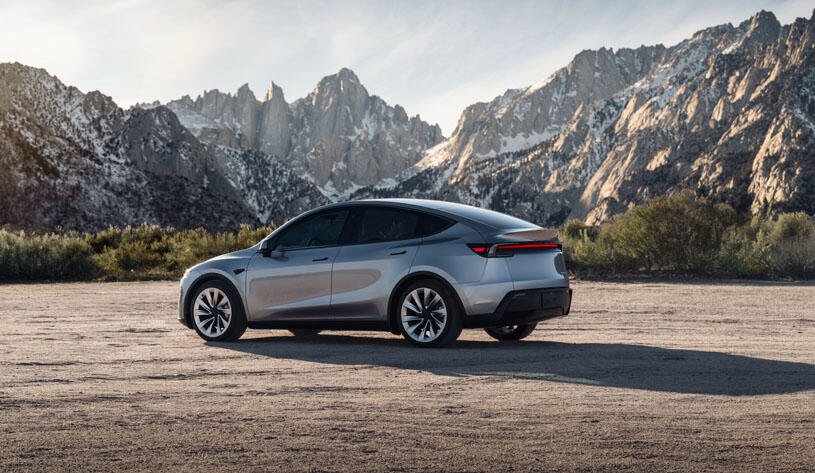 三連霸台灣電動車單月銷售冠軍！全新 Model Y 買氣超乎預期、季末累積交車量將破 5,500 輛::DDCAR 電動車